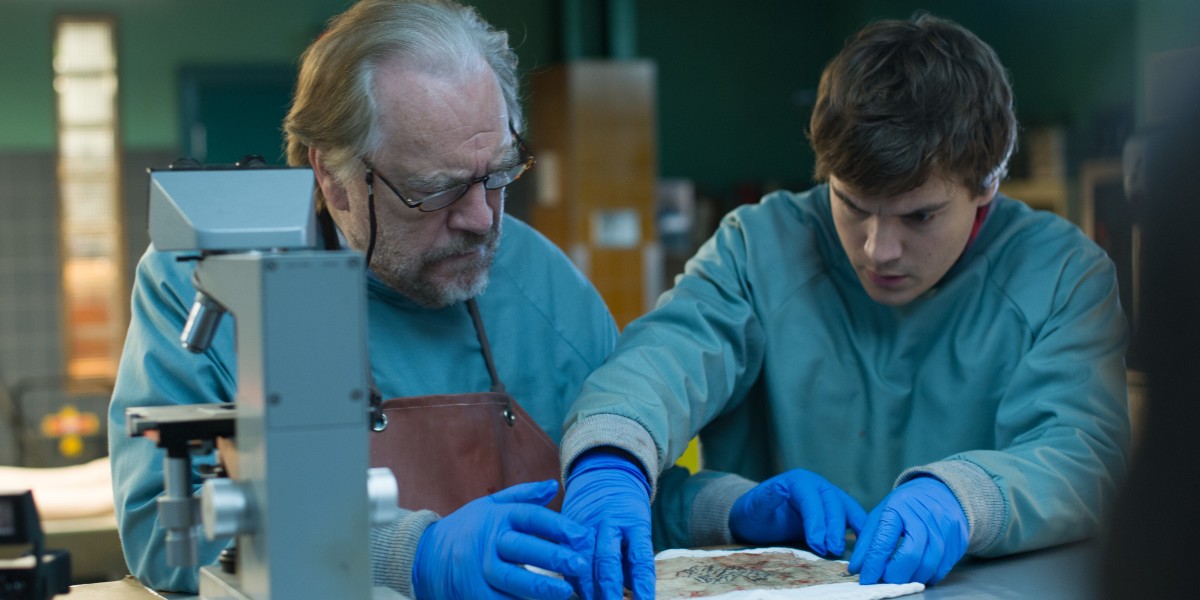 'The Autopsy Of Jane Doe' Teaser Trailer: Emile Hirsch And Brian Cox ...