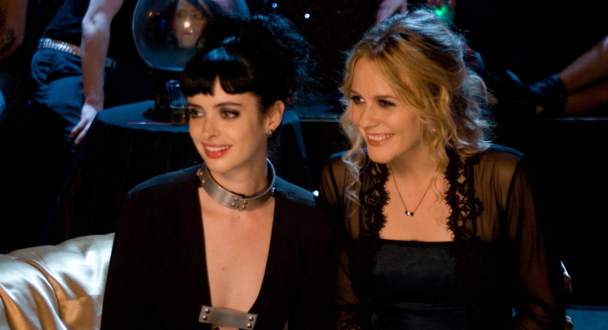 First Photos From Amy Heckerling's 'Vamps'