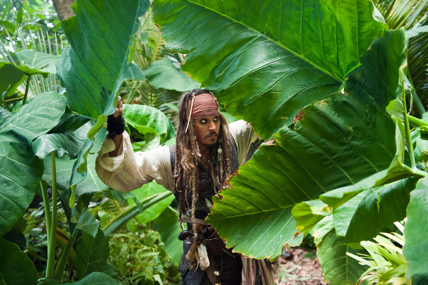 'Pirates Of The Caribbean 5' Release Date: Captain Jack Sparrow Returns ...
