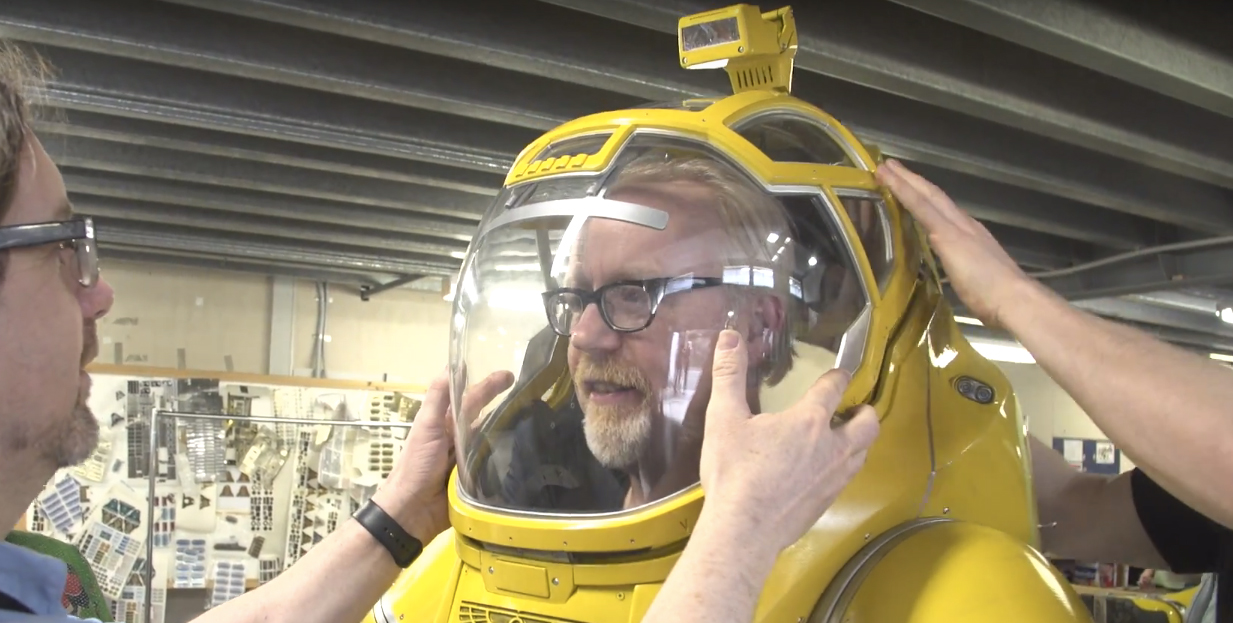 Watch: Adam Savage Puts On 'Alien: Covenant' Spacesuit, Talks To ...