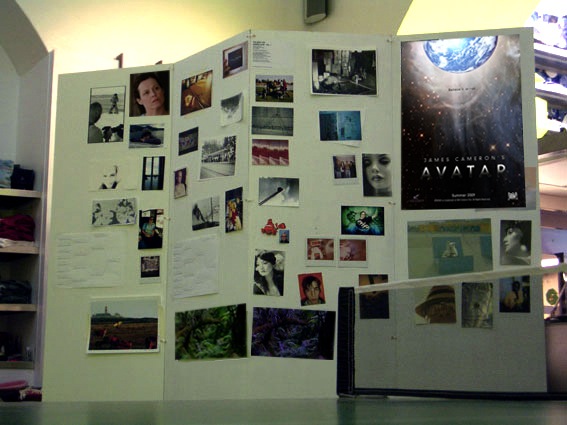 Production Art And Poster: James Cameron's Avatar