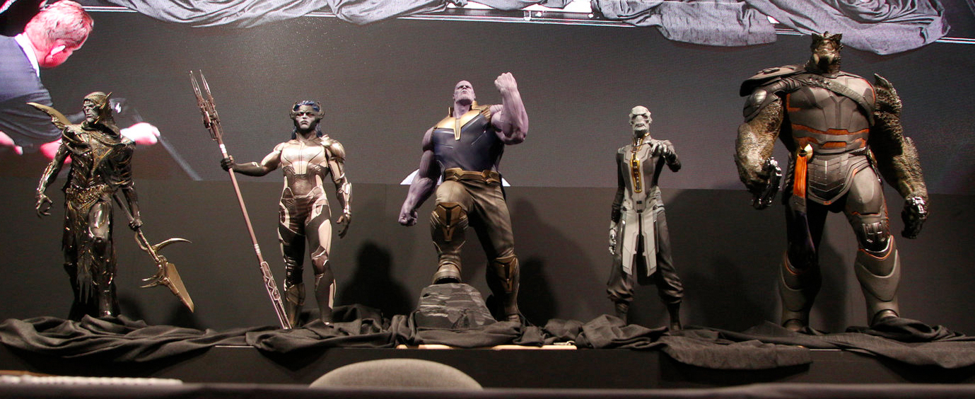'Avengers: Infinity War': Thanos In Full Body Armor And Famous Voices ...