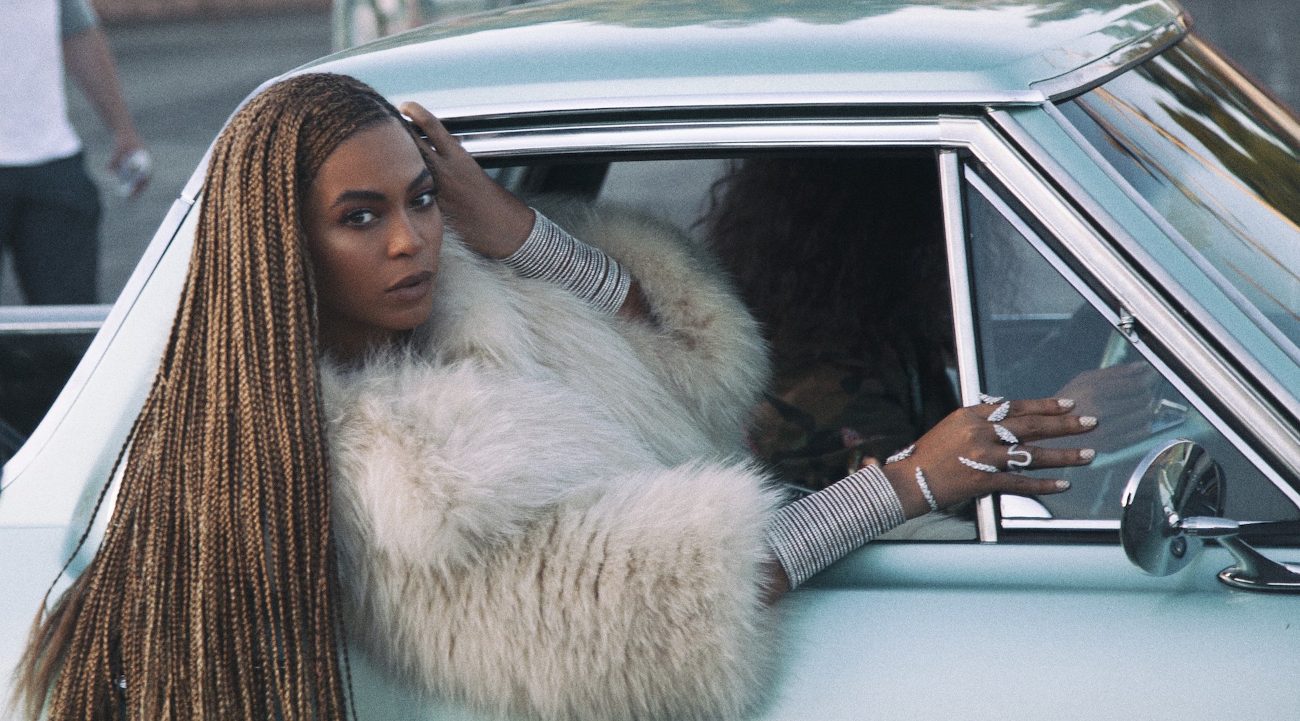 'Bond 25' Watch: Beyonce Reportedly In Talks To Record The New 007 ...
