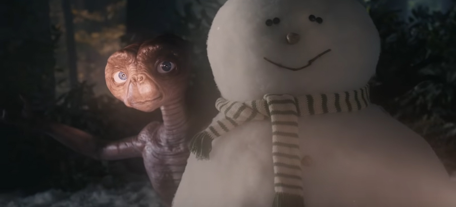 Watch: 'E.T. The Extra-Terrestrial' Gets A Heart-Warming, Holiday ...