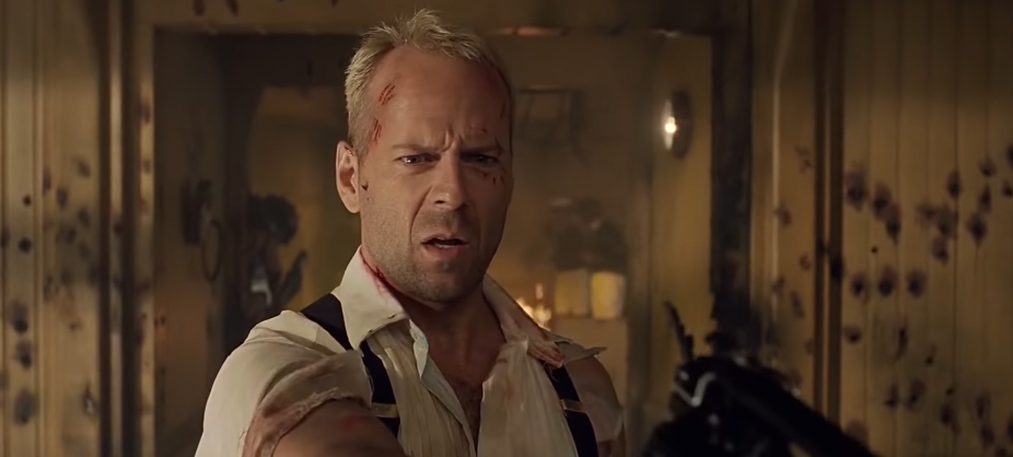 'The Fifth Element' Honest Trailer: Wait, The Hero And The Villain ...