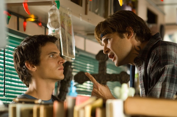 The Lost Boys 3 Gets A Screenwriter And Two Frog Brothers