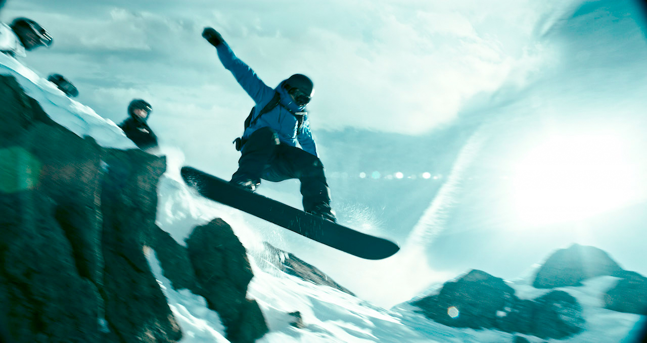 Four Featurettes Focus On The Intense, Real Stunts Of The 'Point Break ...