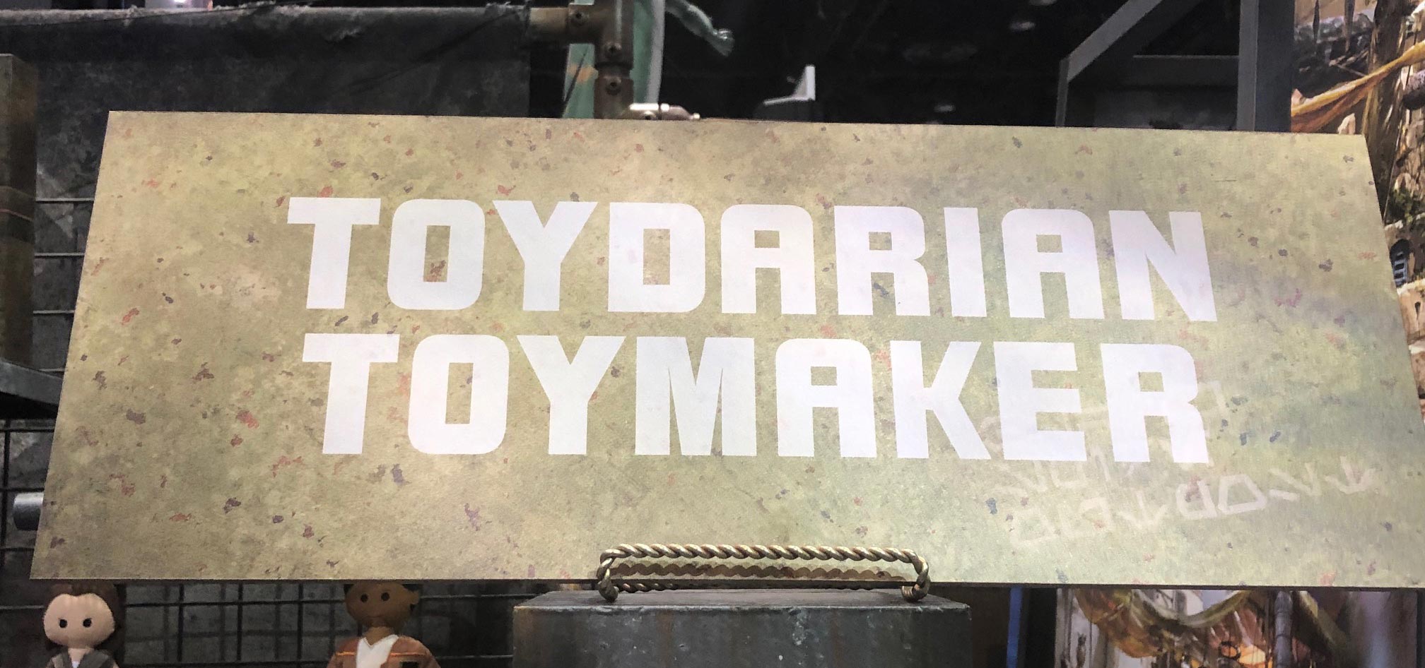 Star Wars: Galaxy's Edge: New Merch From Toydarian Toymaker, Creature ...