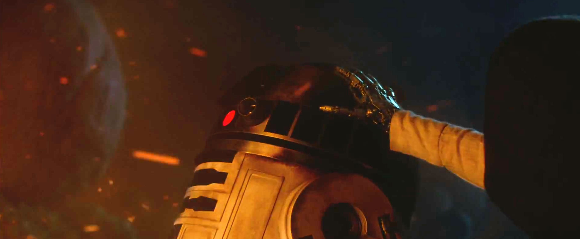 What We Learned From The Final Force Awakens Poster