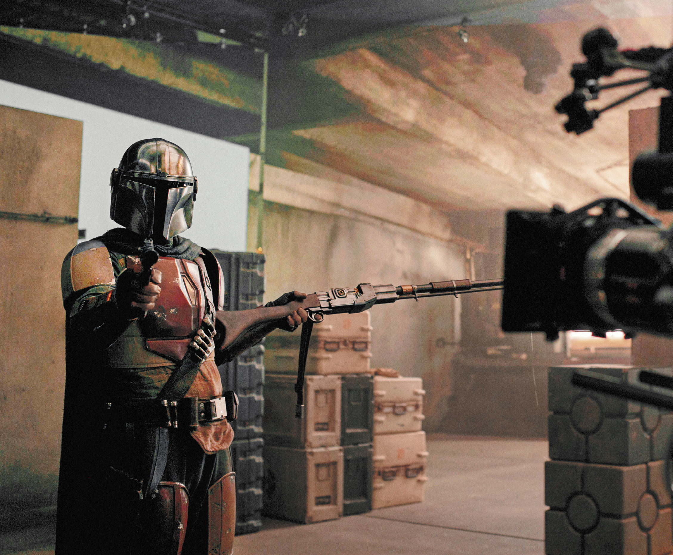 'The Mandalorian' Behind-The-Scenes Photos Show A Whole New Side To IG-11